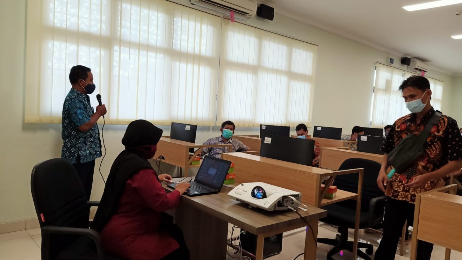 Bimbingan Teknis SIPINTER bagi Pegawai Fakultas Biologi UGM – Fakultas ...