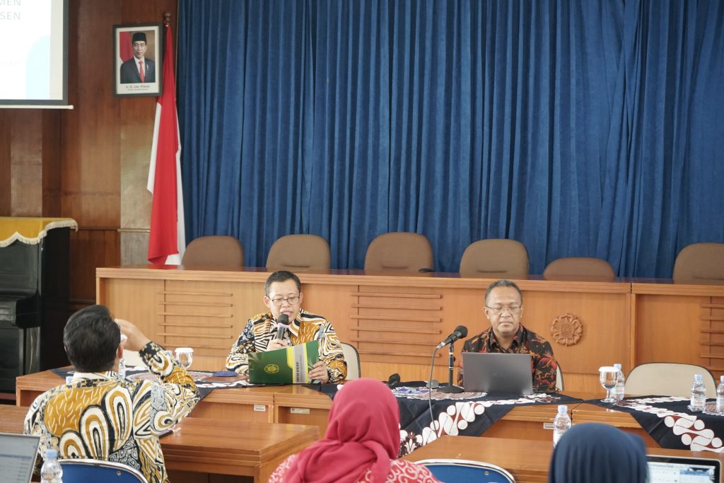 Fakultas Biologi UGM selenggarakan Refreshing Peraturan Usul PAK Dosen ...