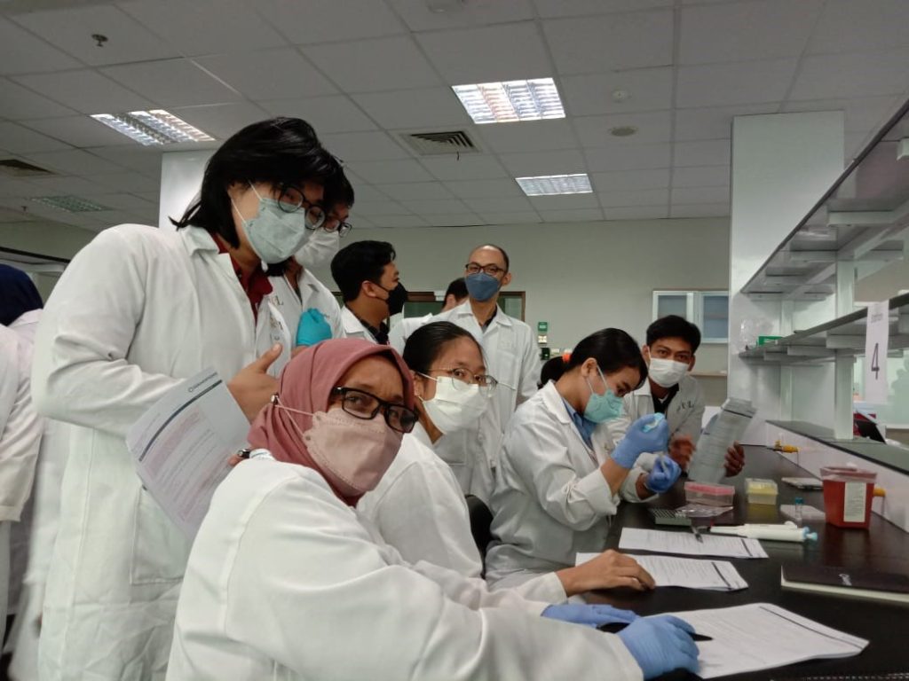 Dosen Biologi mengikuti : Webinar, Workshop Whole Genome Sequencing ...