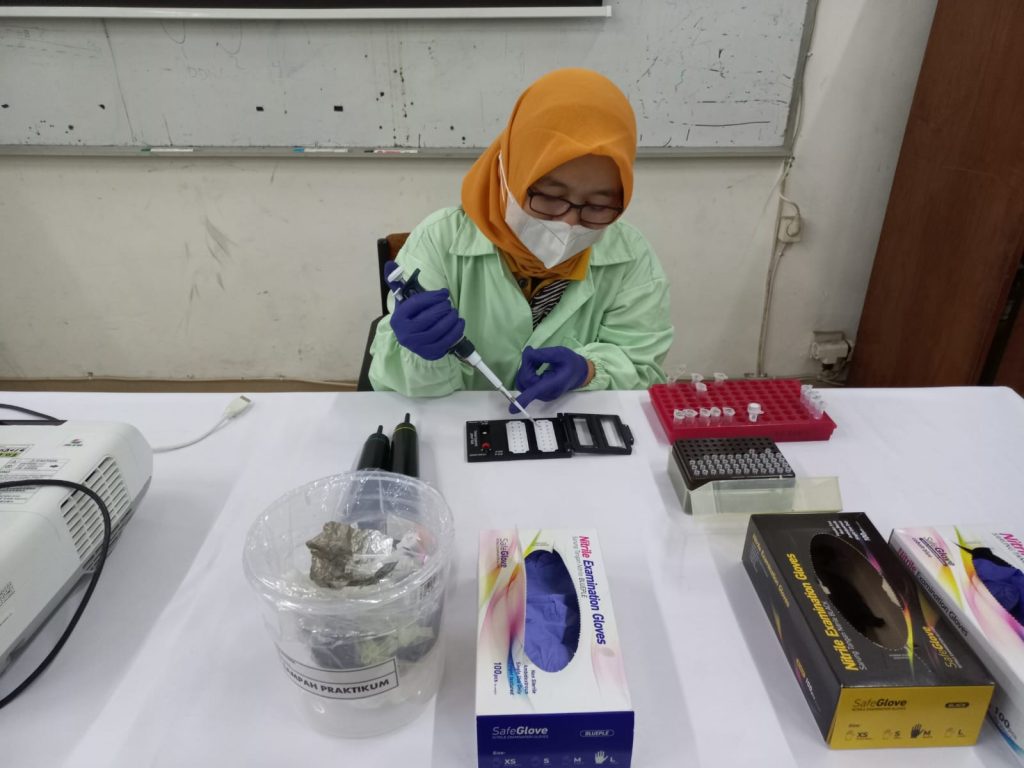 Laboratorium Biokimia adakan Pelatihan Biokimia Analitik dengan Topik Dasar-dasar Biokimia ...