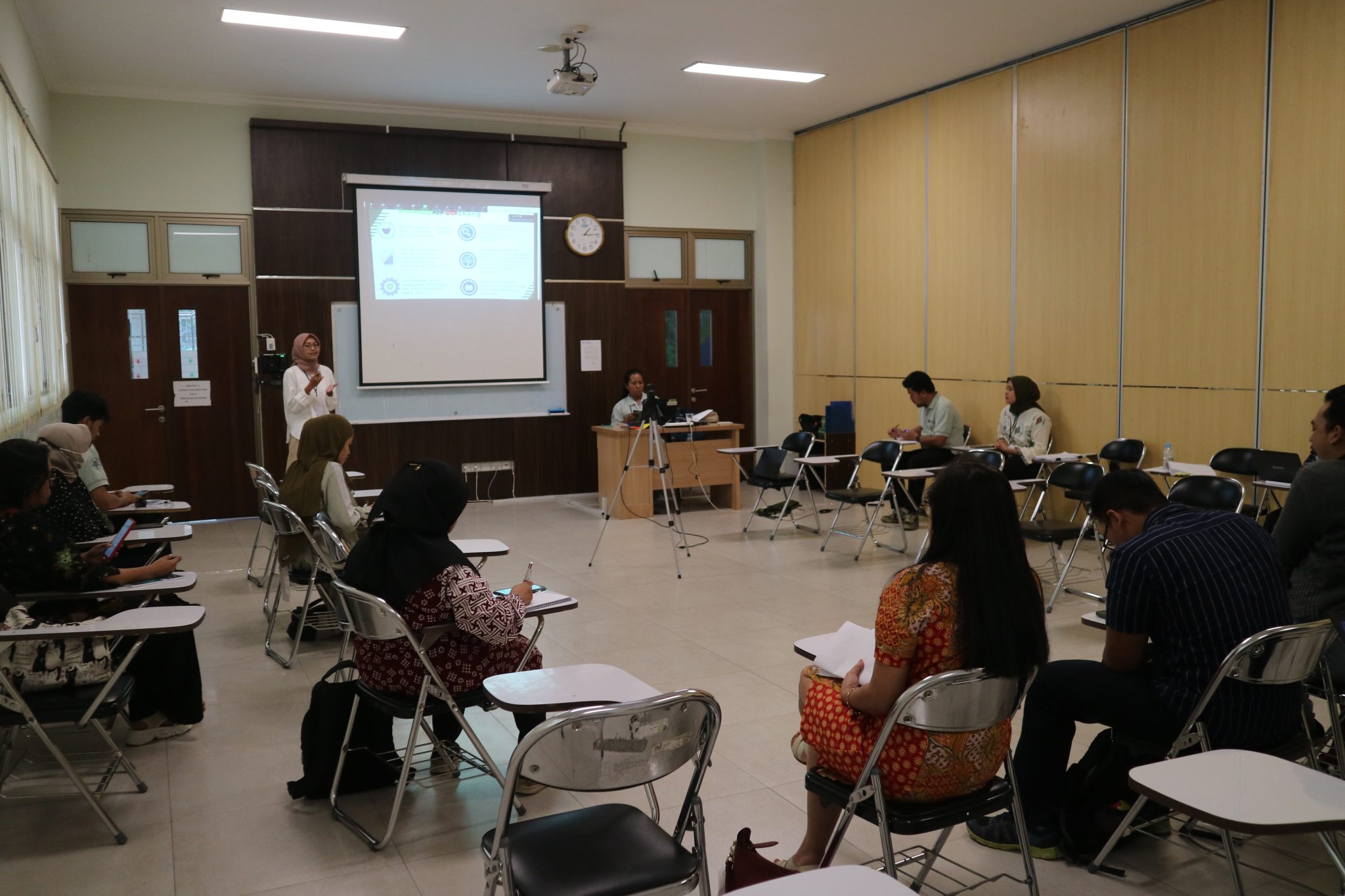 The 7th National Seminar on Tropical Biology (SNBT) at the Faculty of ...