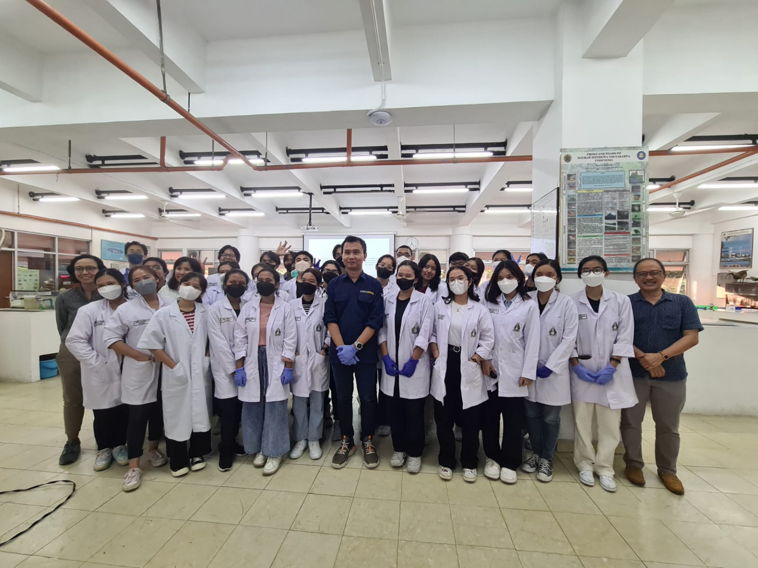 Pelajari Koleksi Sampel hingga Analisa DNA Forensik Satwa, Mahasiswa ...